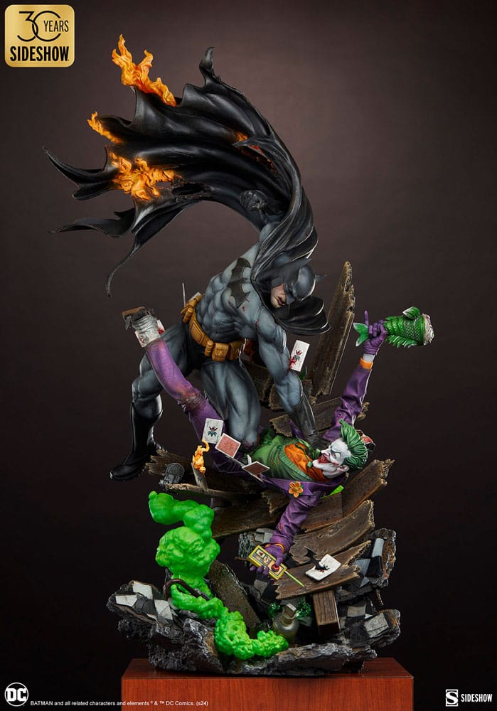 Sideshow Collectibles: Batman vs The Joker Eternal Enemies DC Comics ...