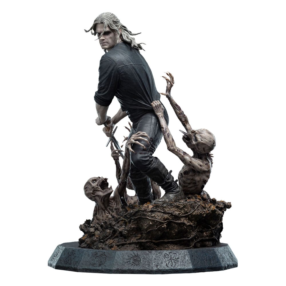 Weta: Geralt the White Wolf The Witcher 1/4 Statue by Weta